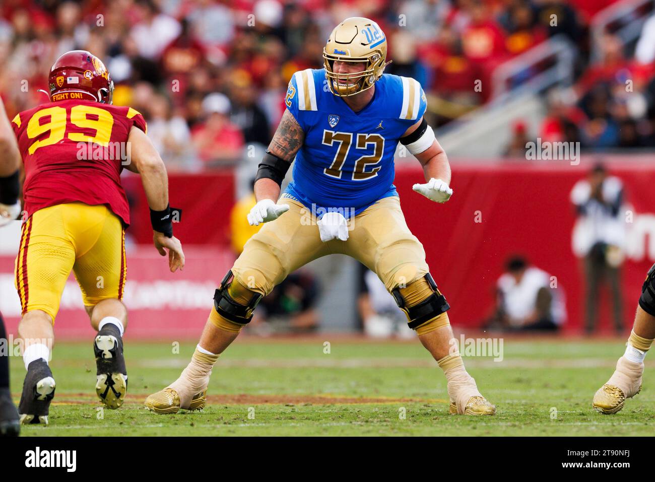 UCLA Bruins offensive lineman Garrett DiGiorgio (72) blocks during an ...
