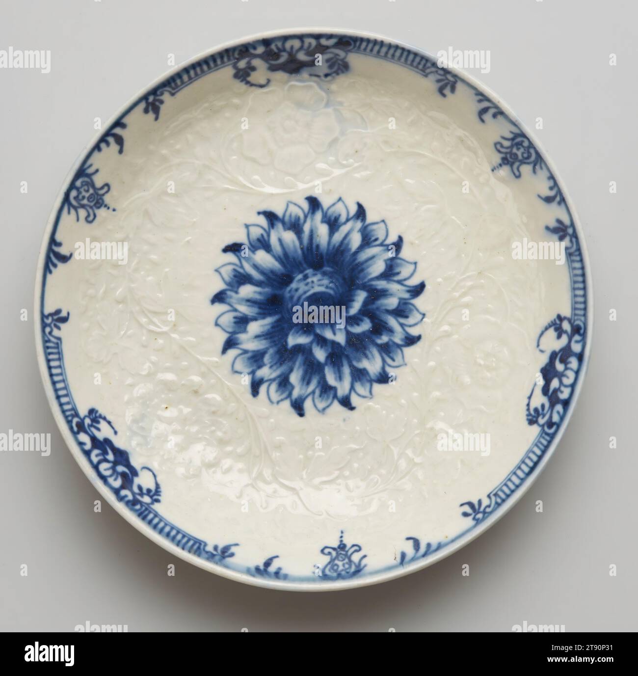 Saucer, from a tea service, 18th century, Worcester Porcelain Works (a ...