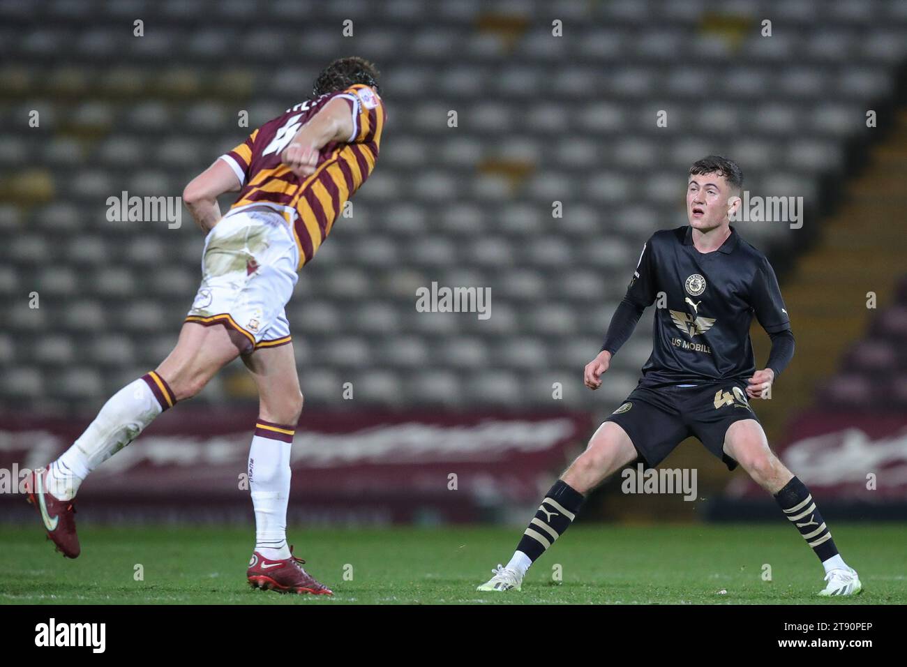 Aaron Atkinson #40 of Barnsley in action during the Bristol Street ...