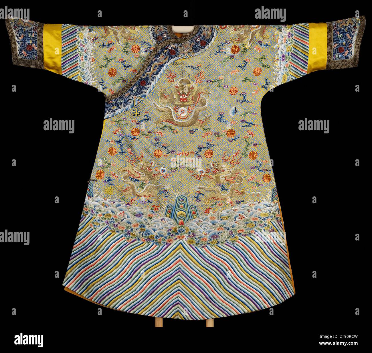 Manchu Empress’s Semiformal Twelve-Symbol Court Robe (jifu), Daoguang ...