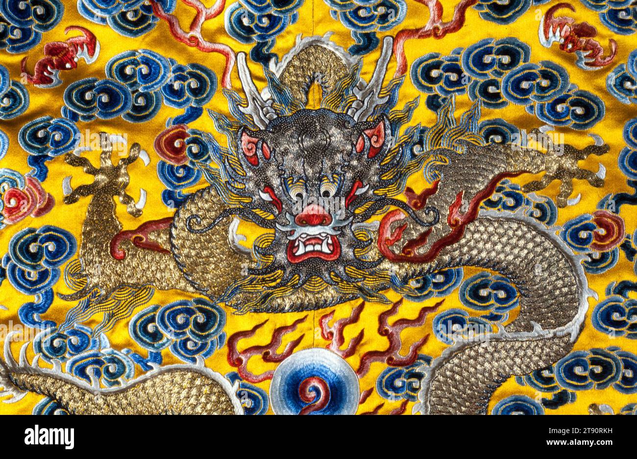 Twelve Symbol Robe, Qianlong period, 1736-1795, L.61-1/4 in., Silk ...