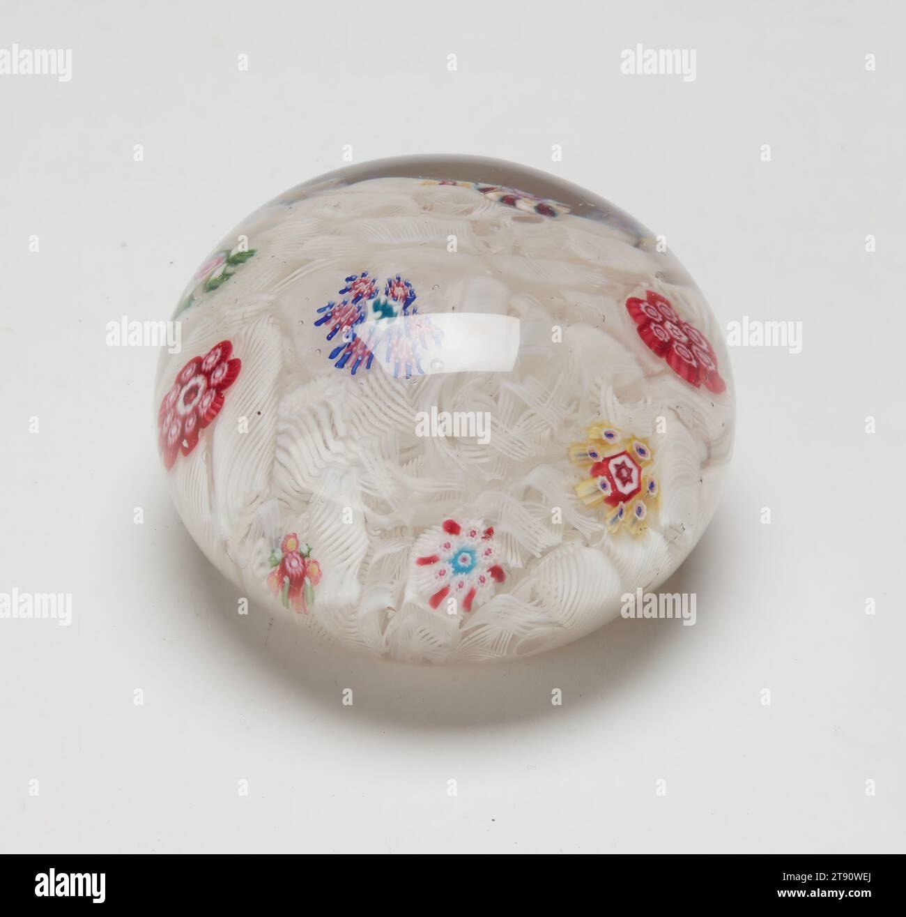 Paperweight, 19th century, Baccarat Glass Works, 2 1/8 x 3 x 3in. (5.4 ...