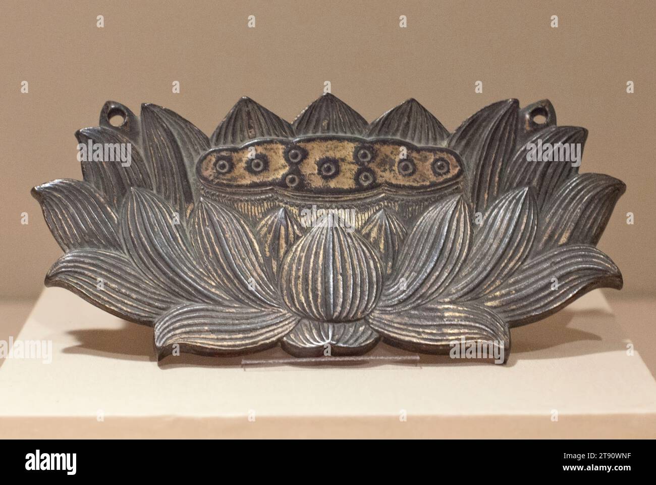 Earliest chimes hi-res stock photography and images - Alamy