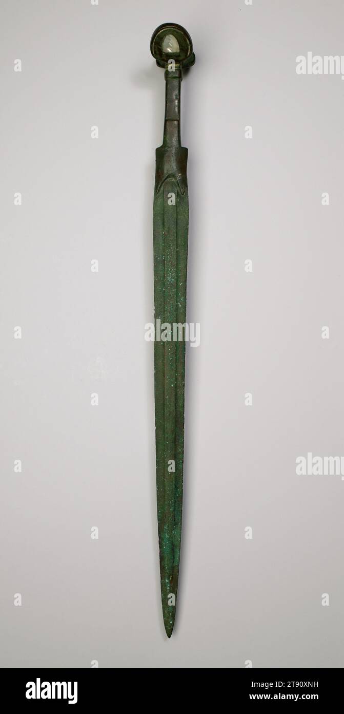 Double edged sword hi-res stock photography and images - Alamy