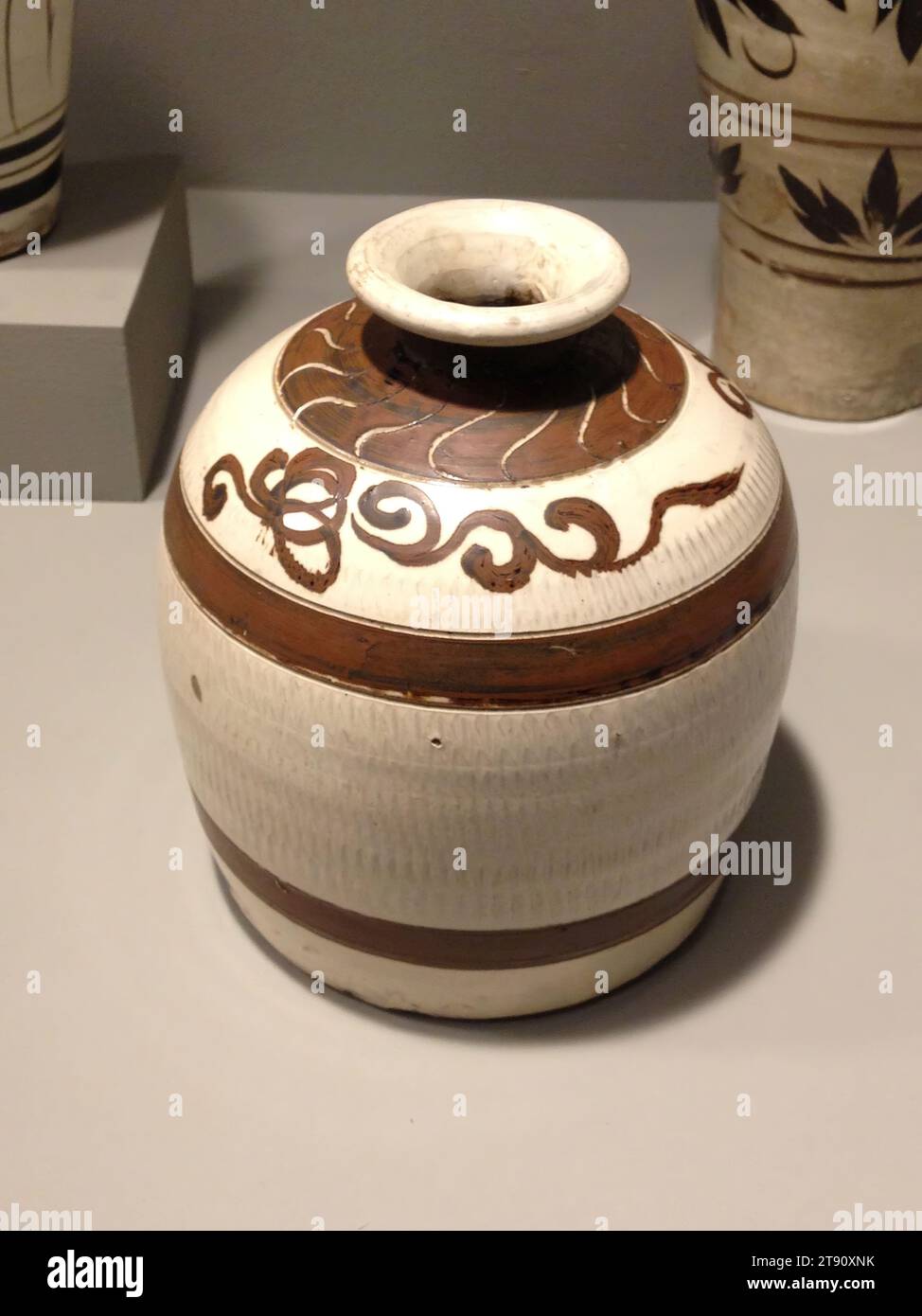 Various cizhou kilns hi-res stock photography and images - Alamy