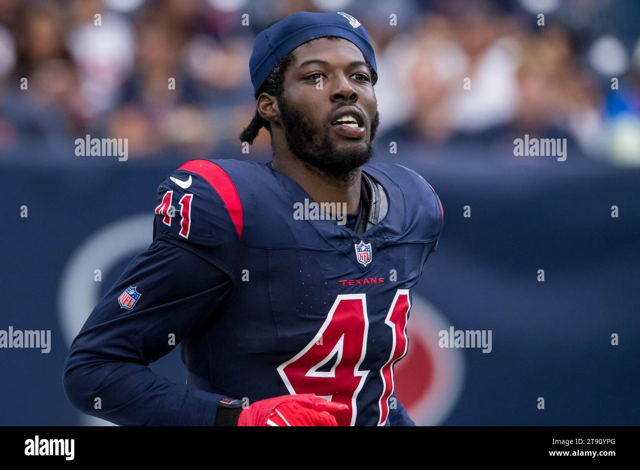 Houston, TX, USA. 19th Nov, 2023. Houston Texans linebacker Myjai ...