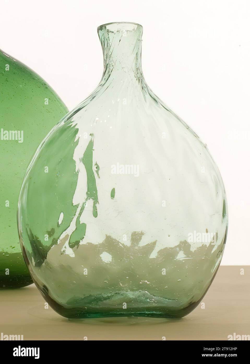 Chestnut flask hi-res stock photography and images - Alamy