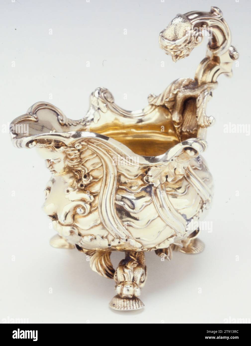 Intertwining dolphin feet hi-res stock photography and images - Alamy