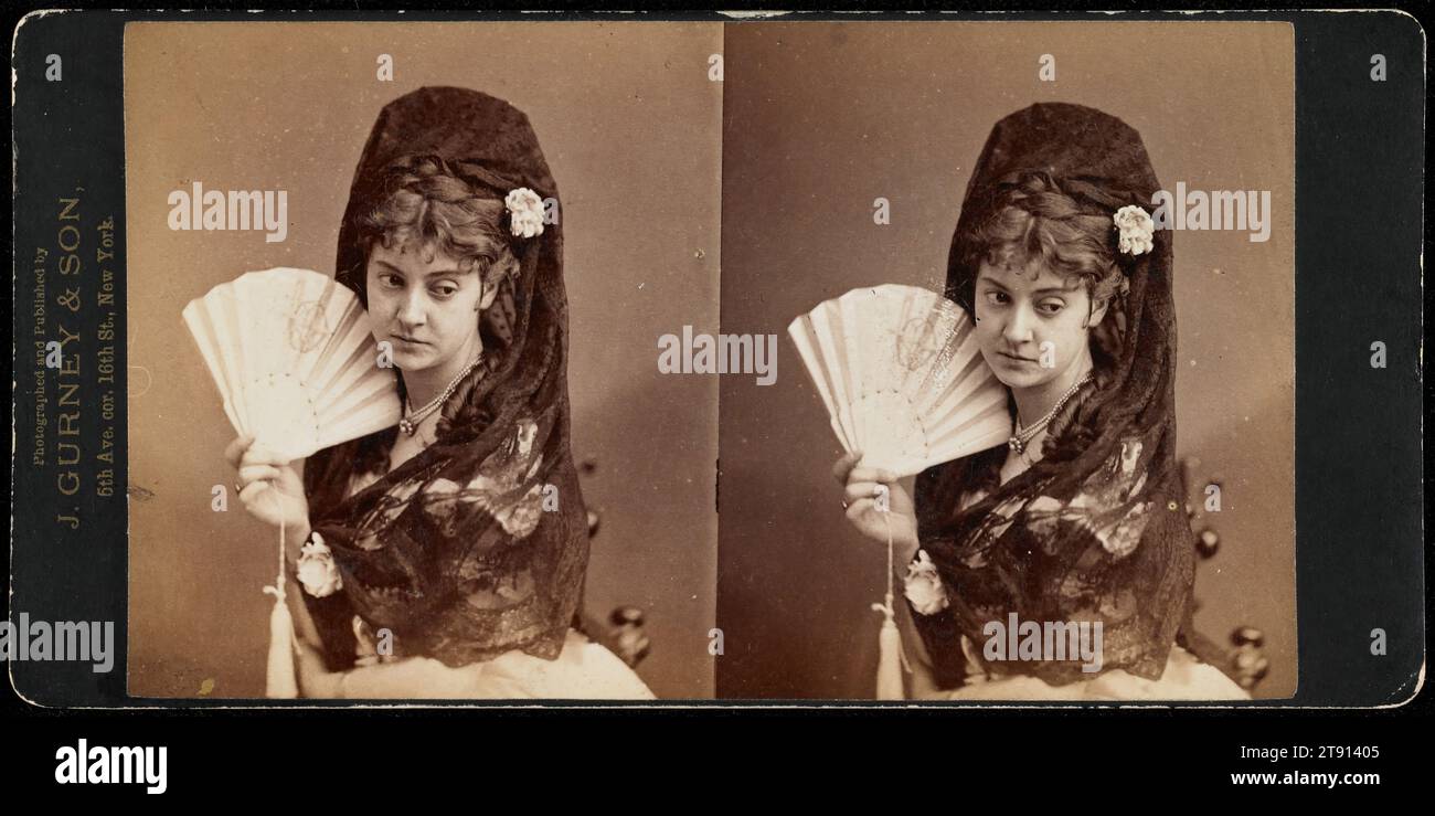 Ella dietz hi-res stock photography and images - Alamy