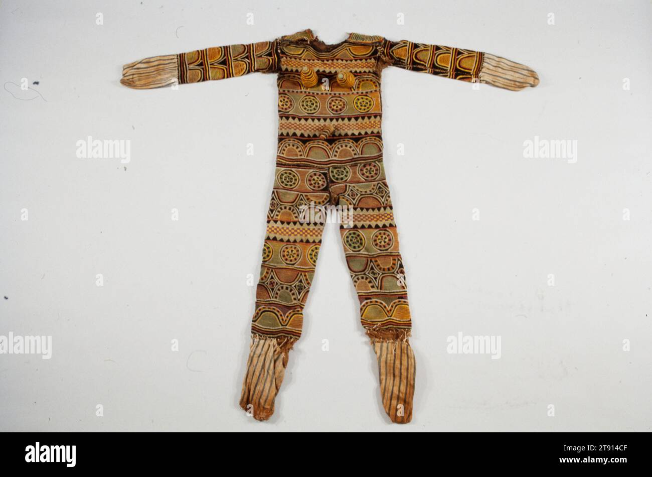 Female impersonators costume hi-res stock photography and images - Alamy