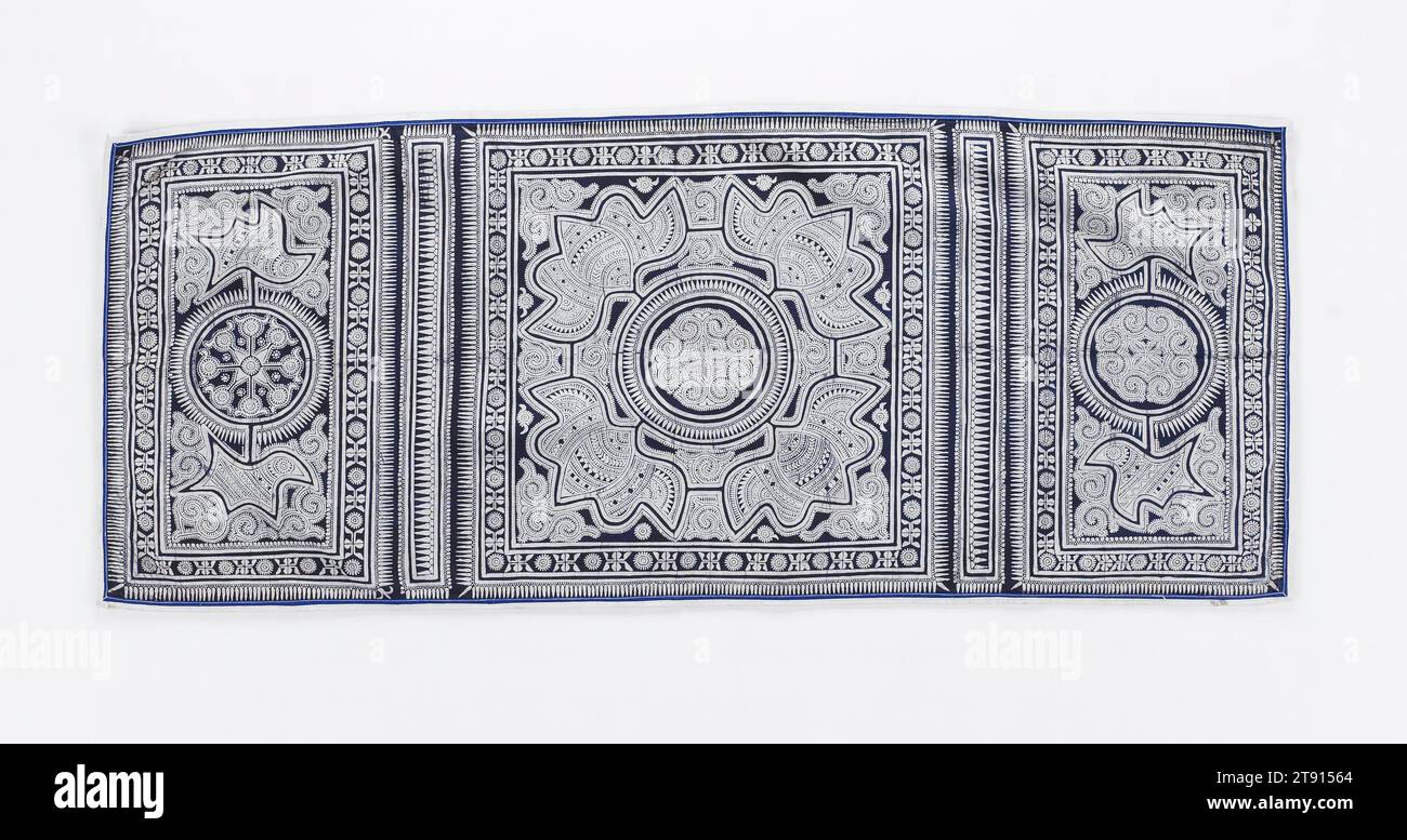 Batik panel hi-res stock photography and images - Alamy