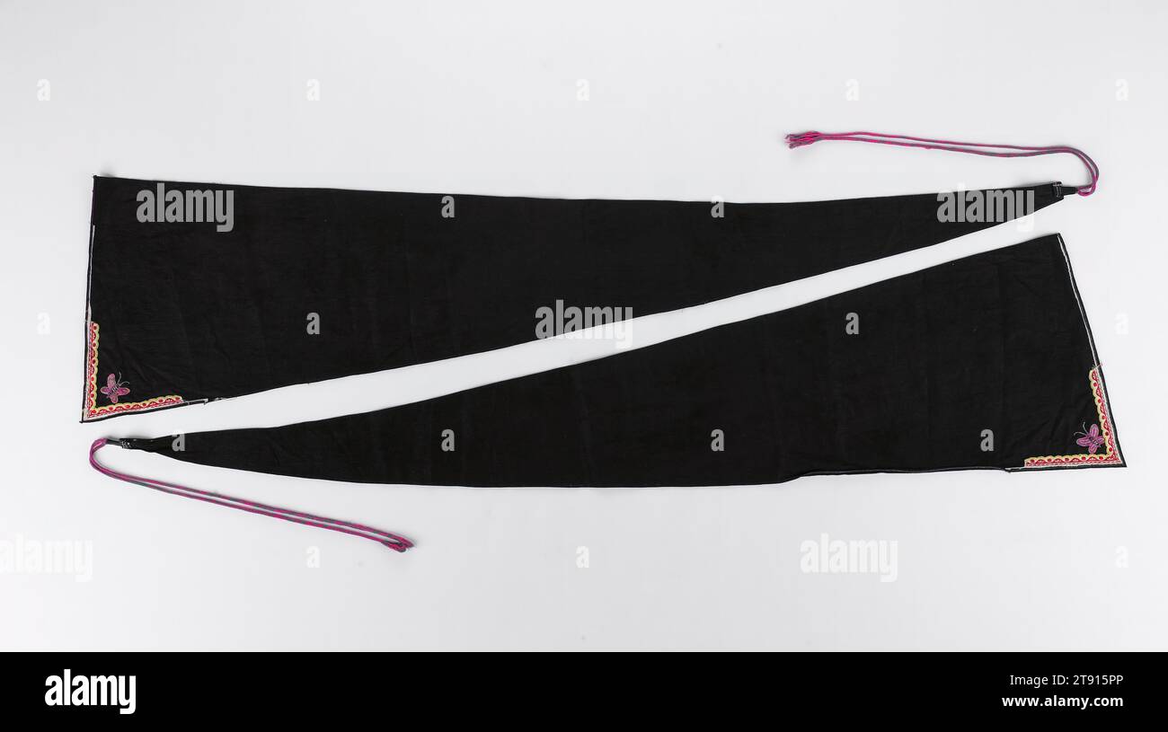 Wrap around hi-res stock photography and images - Alamy