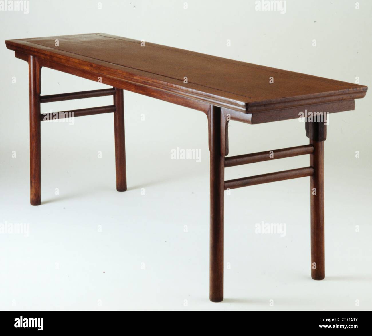 Standard table intended hi-res stock photography and images - Alamy