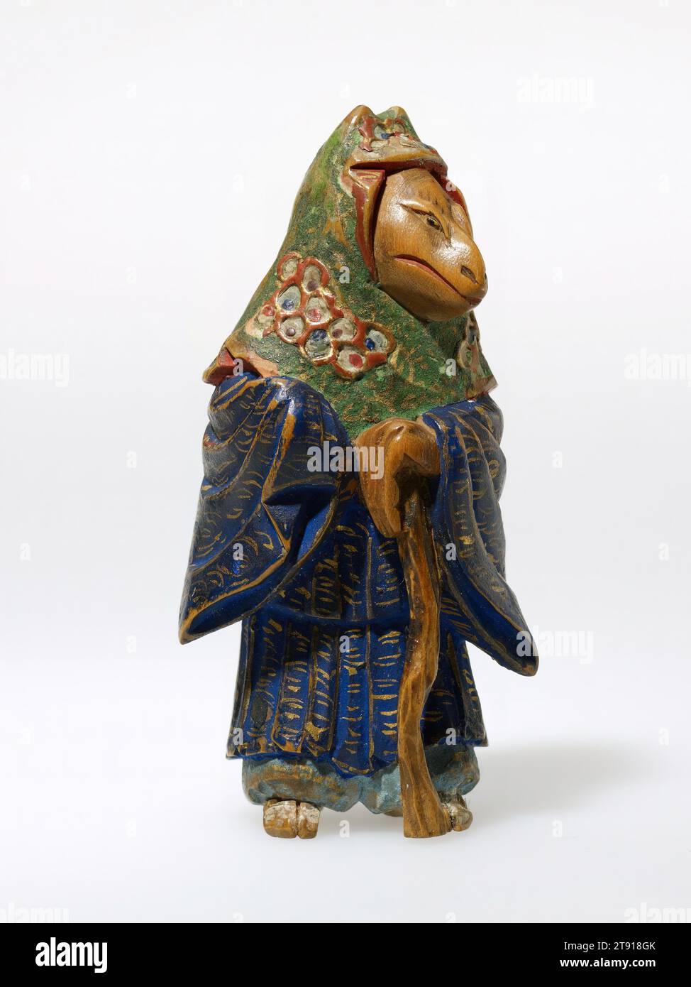 Netsuke fox woman hi-res stock photography and images - Alamy