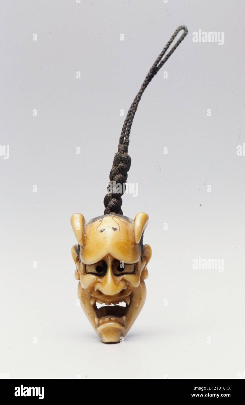 Okimono mask hi-res stock photography and images - Alamy