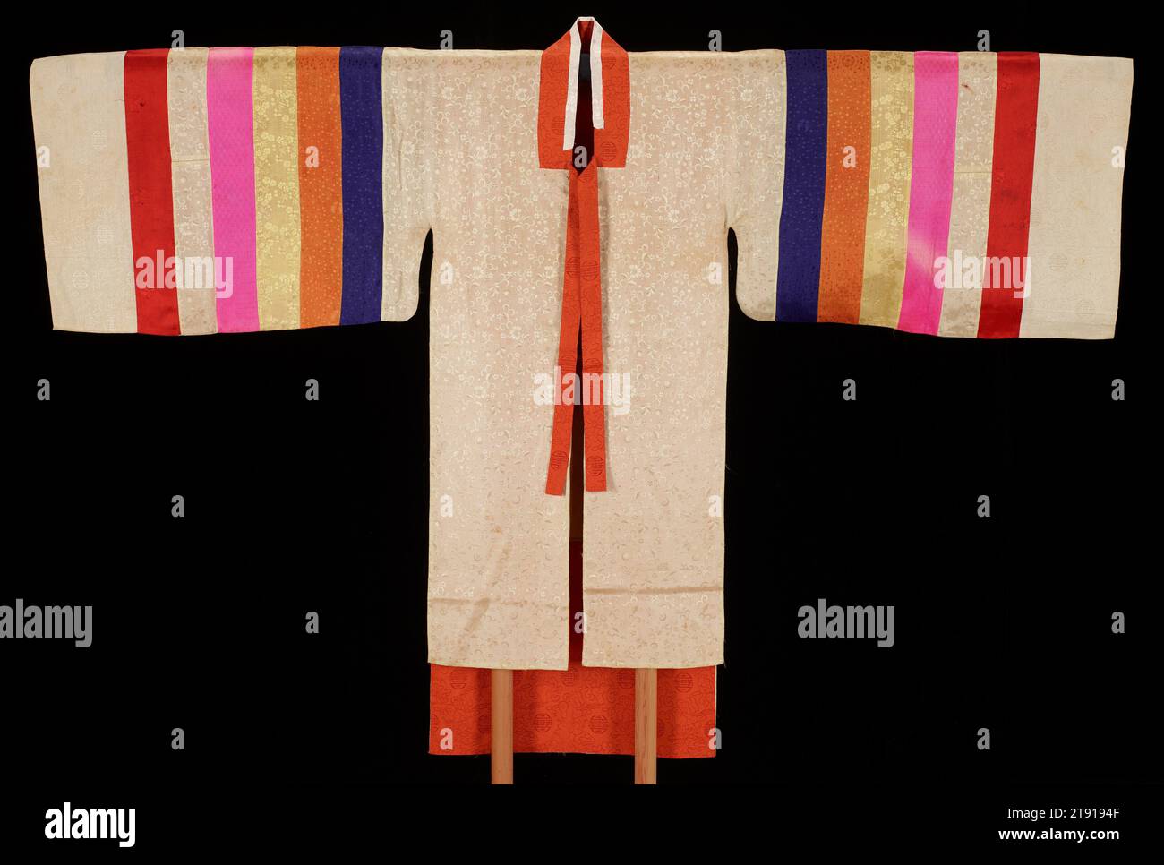 Wedding robe, late 19th-early 20th century, Unknown Korean, 50 x 72 9 ...