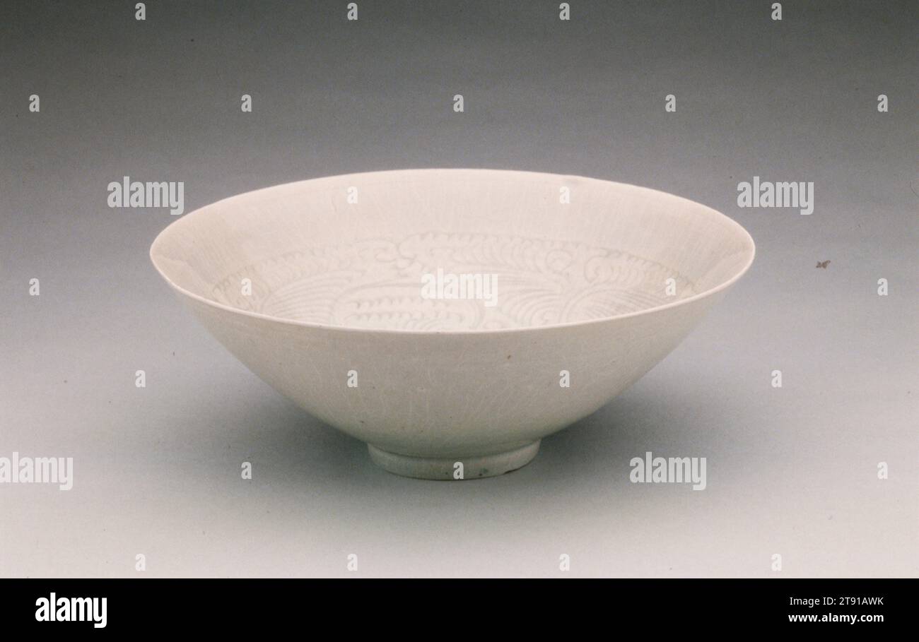 Plain rim border hi-res stock photography and images - Alamy