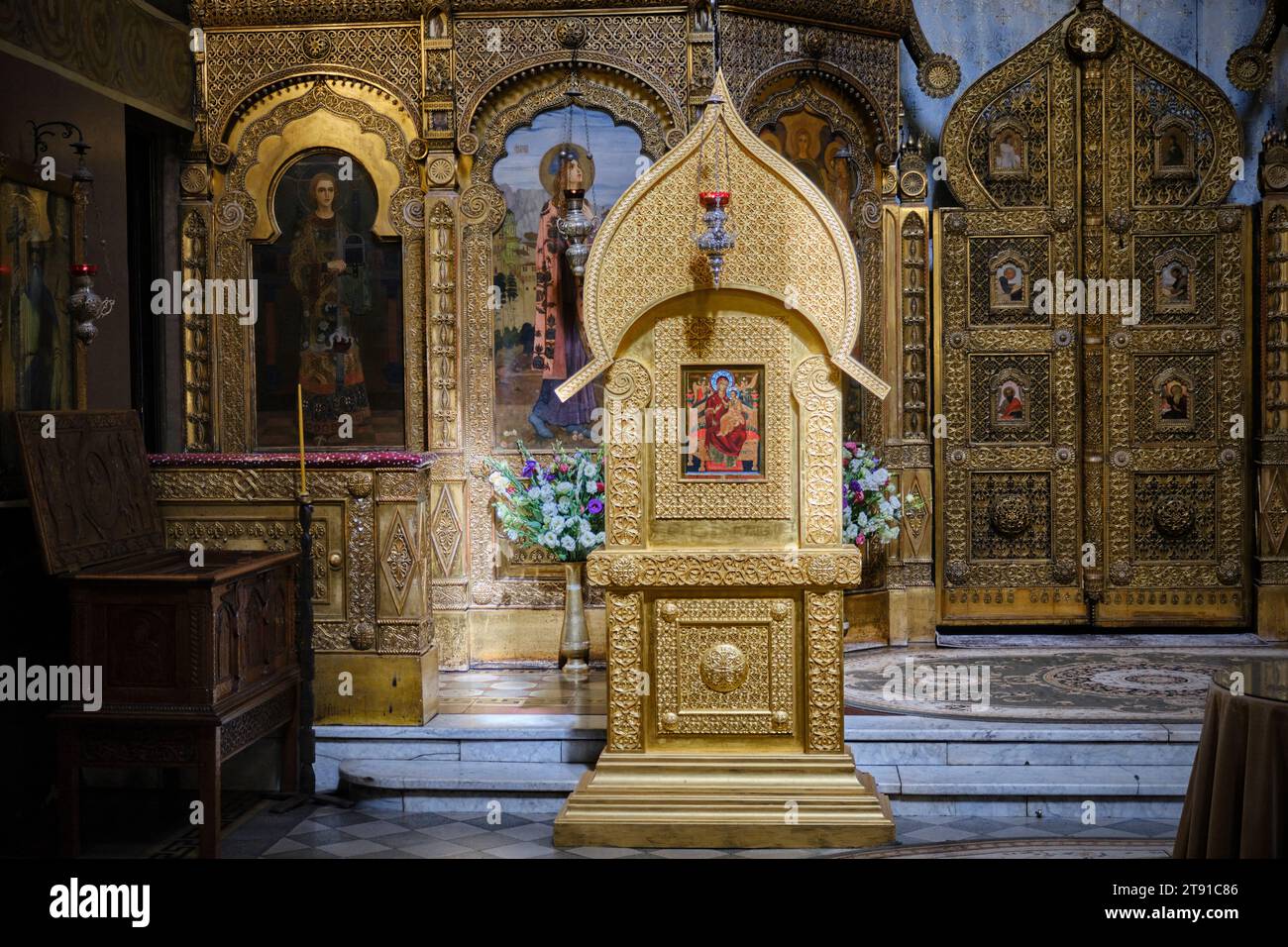Interior of St. Nicholas Russian Church, Biserica Sfântul Nicolae ...