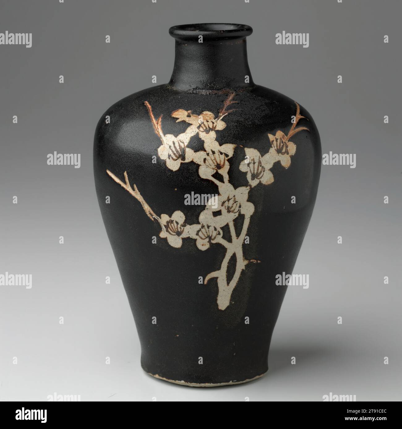 Mei ping bottles hi-res stock photography and images - Alamy