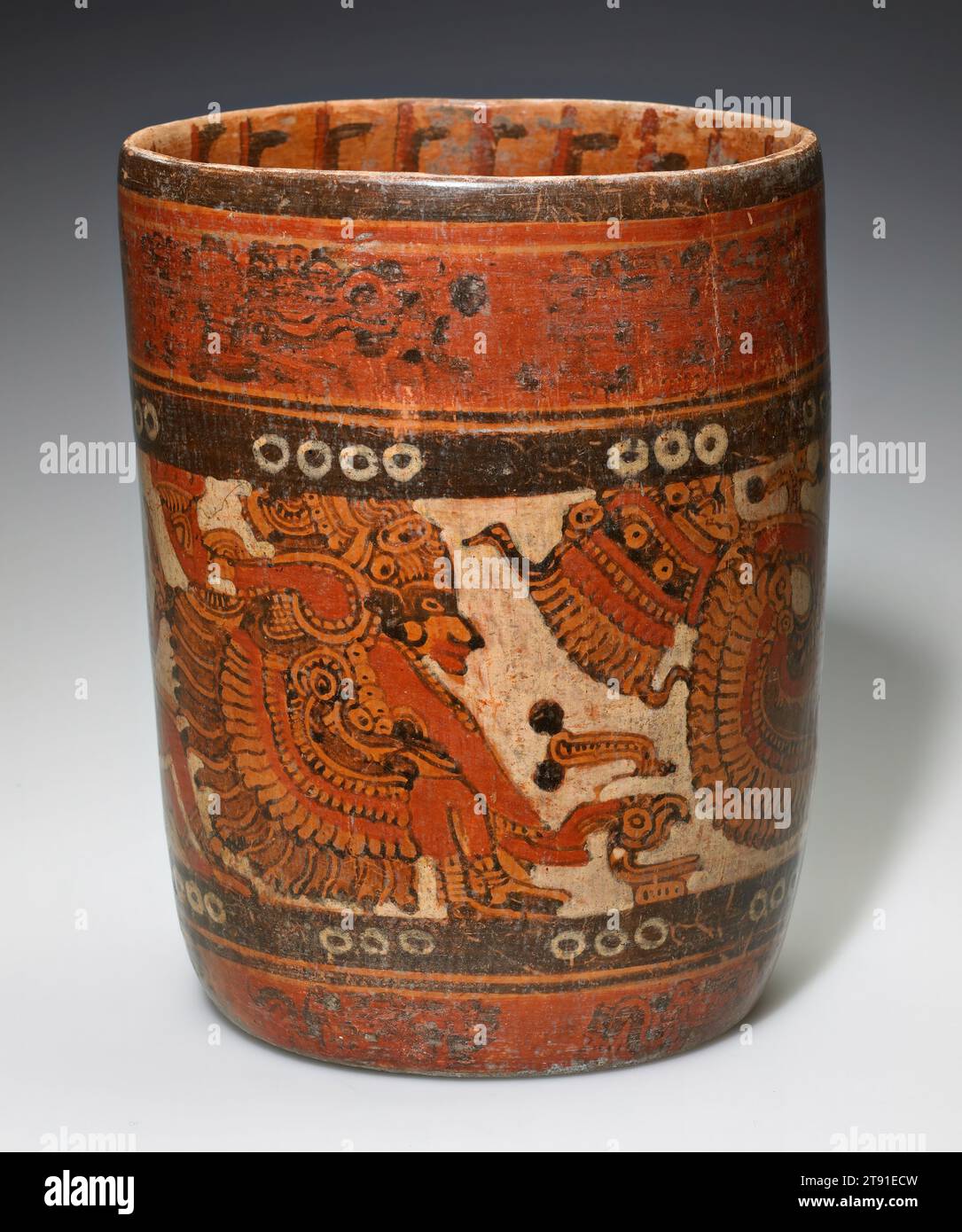 Vase, c. 800 - 900 CE, 9 x 7 in. (22.86 x 17.78 cm), Clay, pigments ...