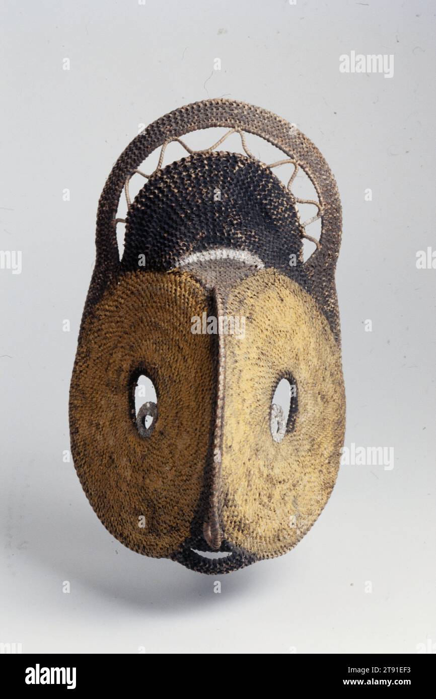 Yam mask hi-res stock photography and images - Alamy