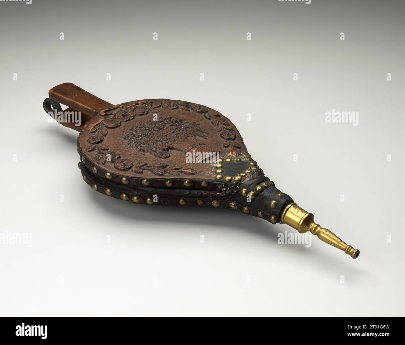 Leather bellows hi-res stock photography and images - Alamy