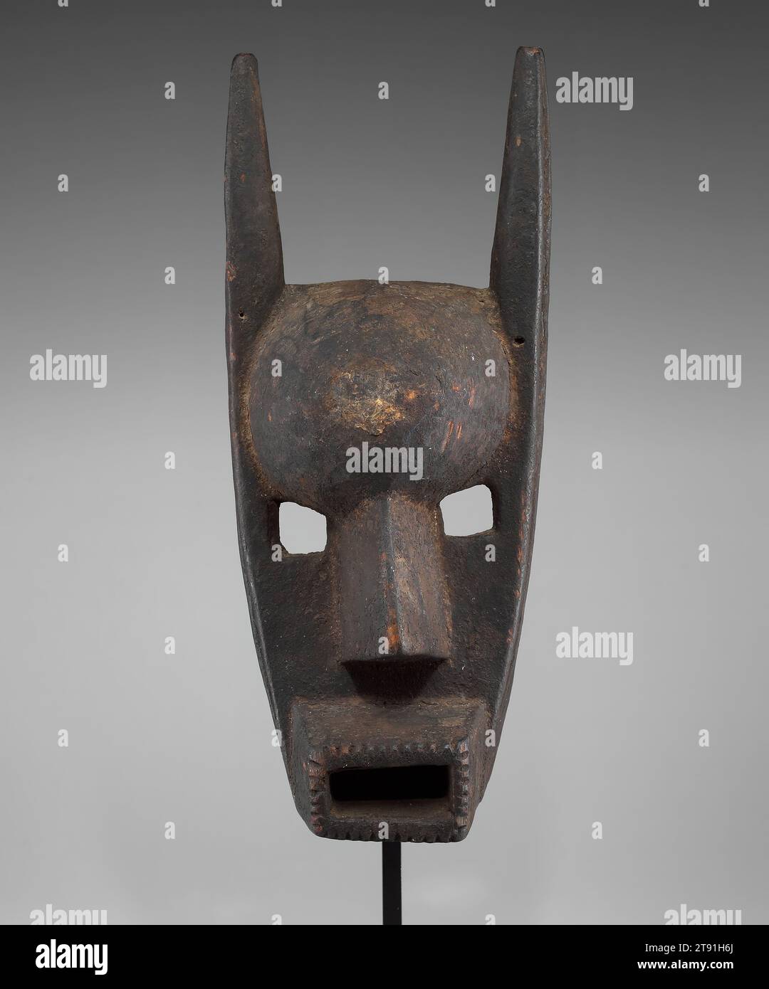 Kore society mask hi-res stock photography and images - Alamy