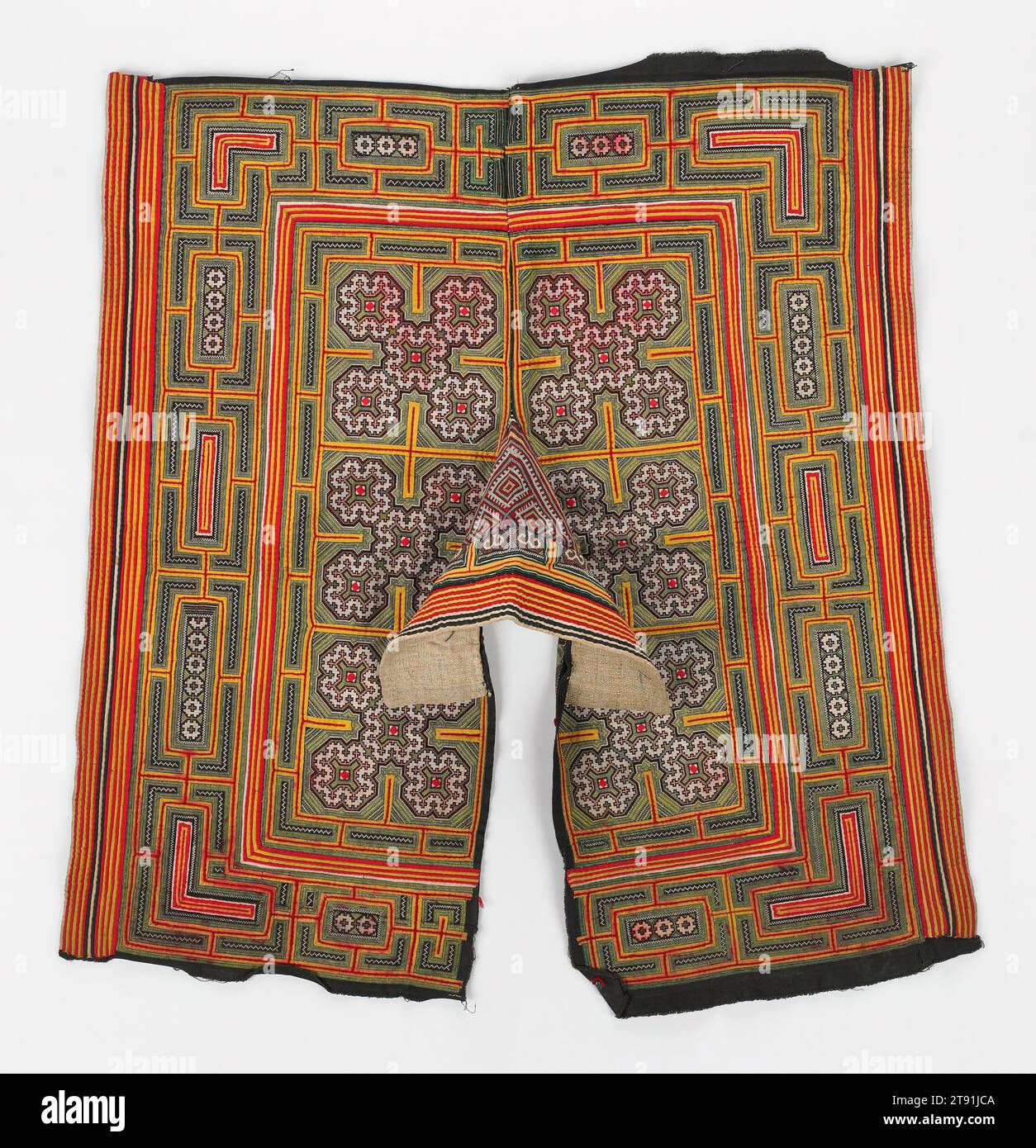 Mans shawl hi-res stock photography and images - Alamy
