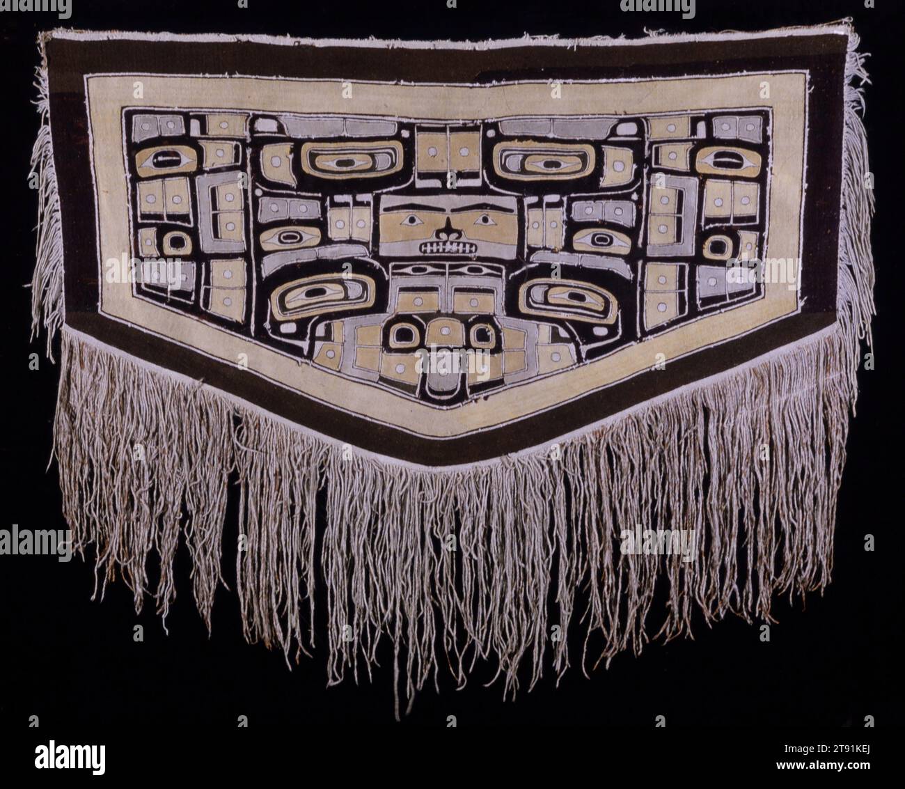 Chilkat dancing blanket hi-res stock photography and images - Alamy