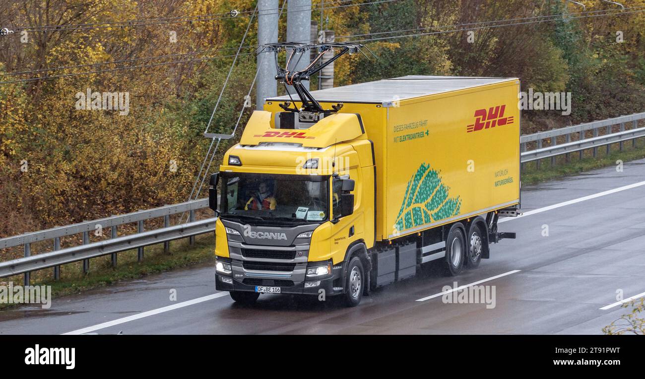 Wesenberg, Germany. 21st Nov, 2023. A fully electric overhead line ...