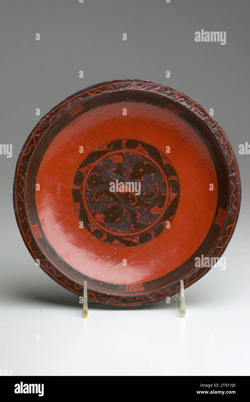 Lacquerware vessels hi-res stock photography and images - Alamy