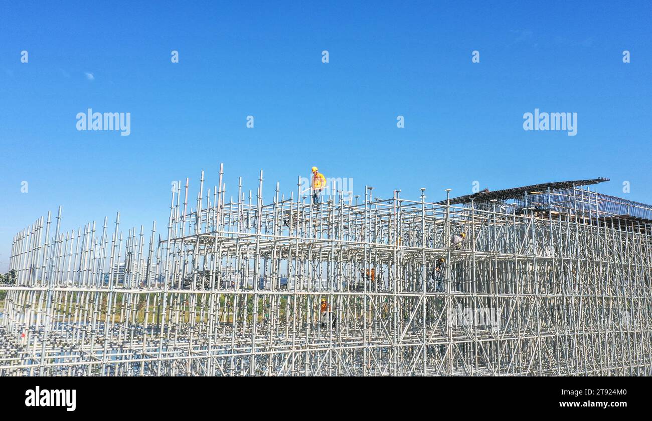 HUZHOU, CHINA - NOVEMBER 22, 2023 - Workers work at the construction ...