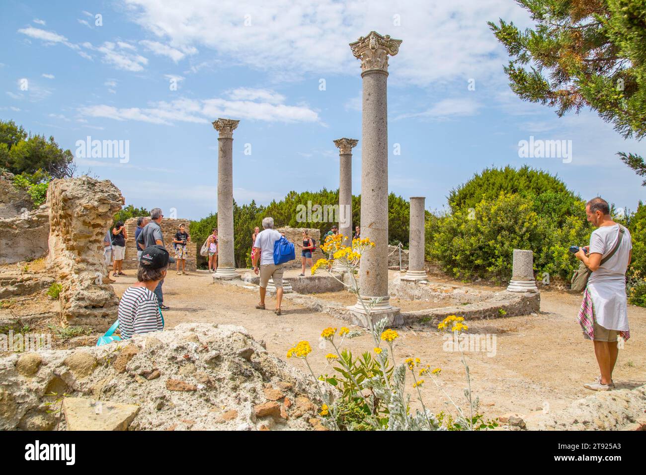 Tourists visit the ancient Villa Romana, Giannutri Island, Tuscany ...
