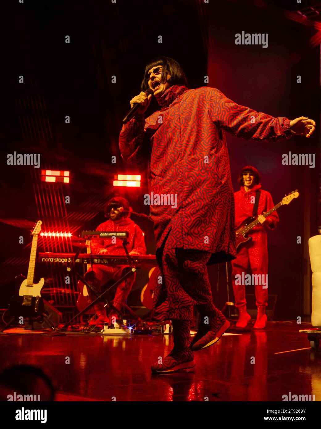 Oliver tree hi-res stock photography and images - Alamy