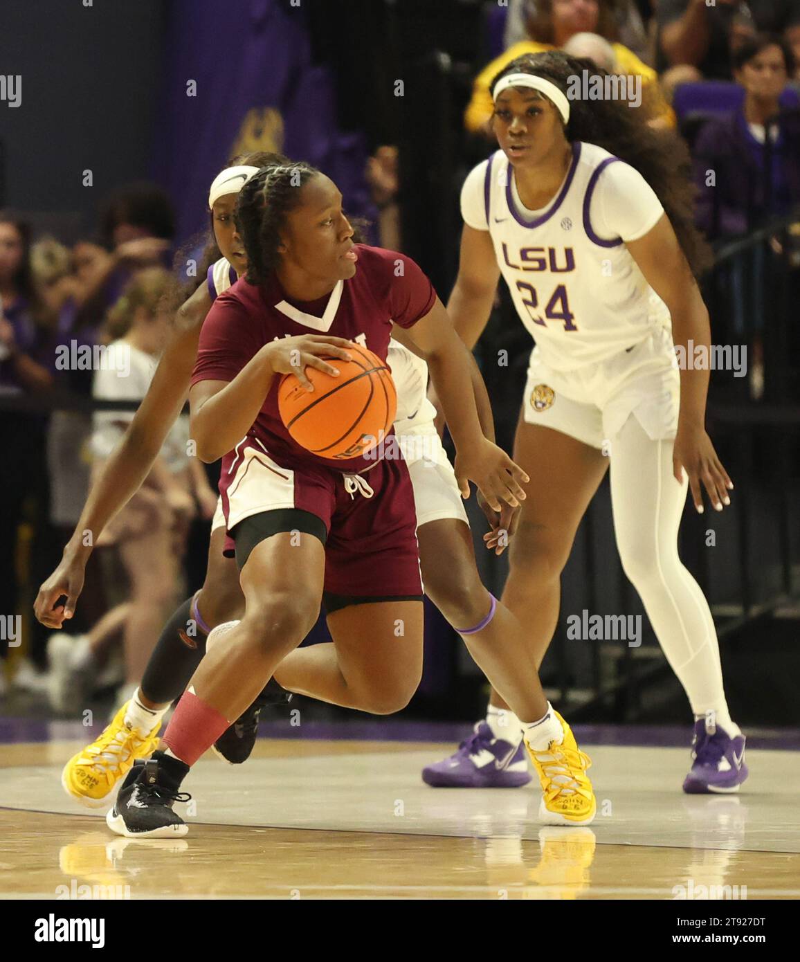 Baton Rouge, USA. 21st Nov, 2023. Texas Southern Lady Tigers guard ...