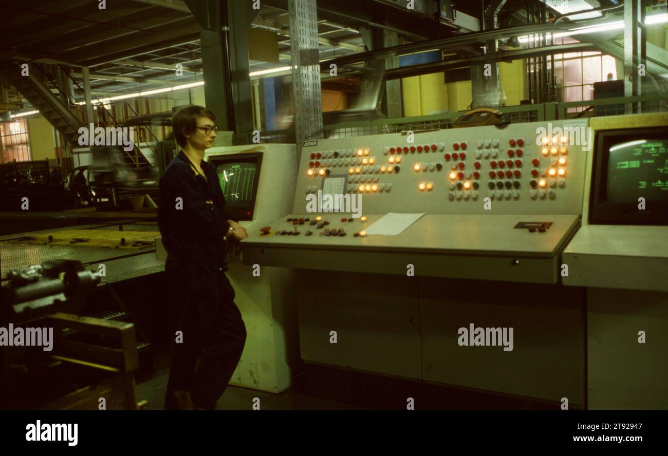 DEU, Germany: Historical slides from the 84-85 r years, Ruesselsheim ...