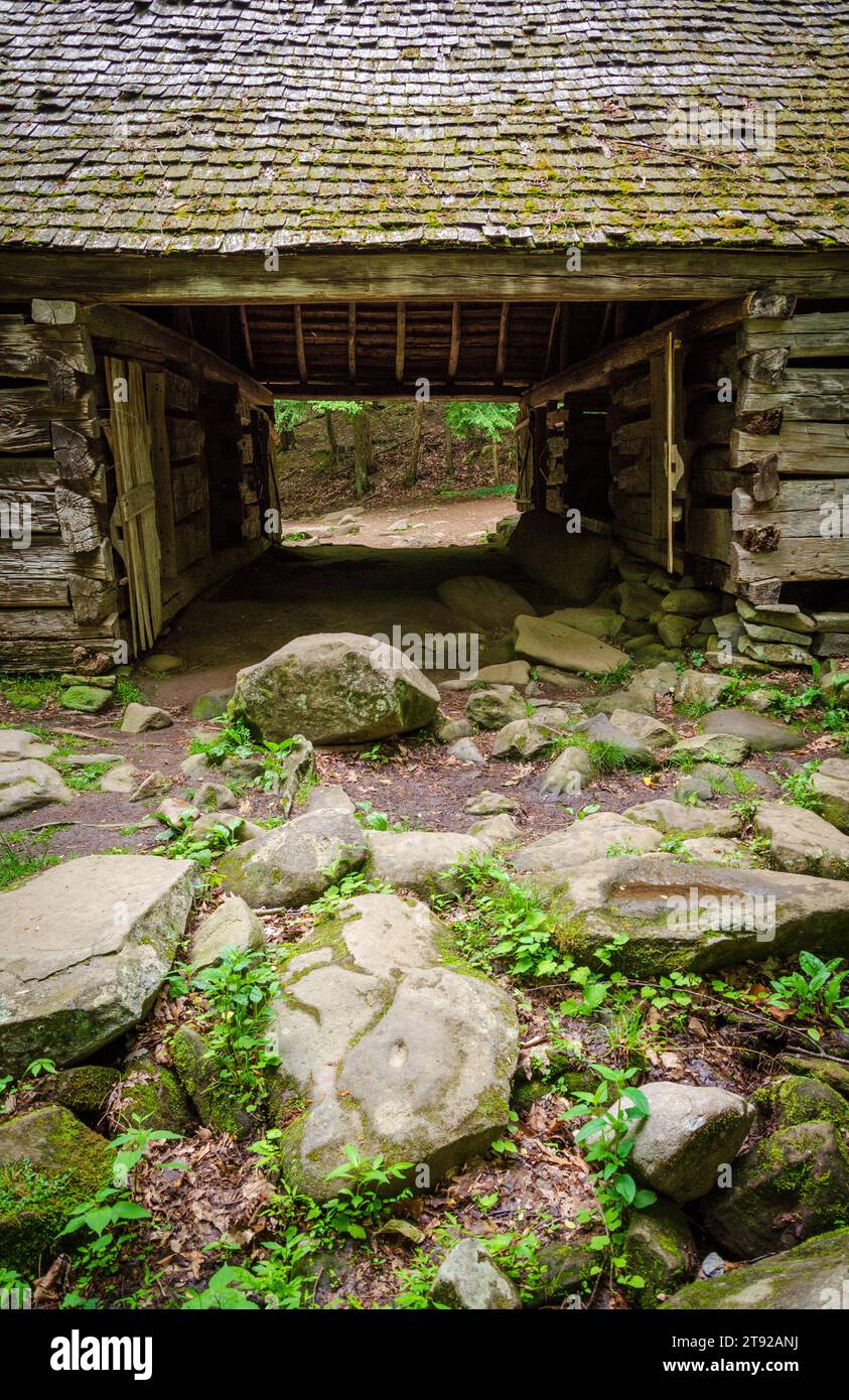 Walker Sisters Cabin at Great Smoky Mountains National Park in North ...