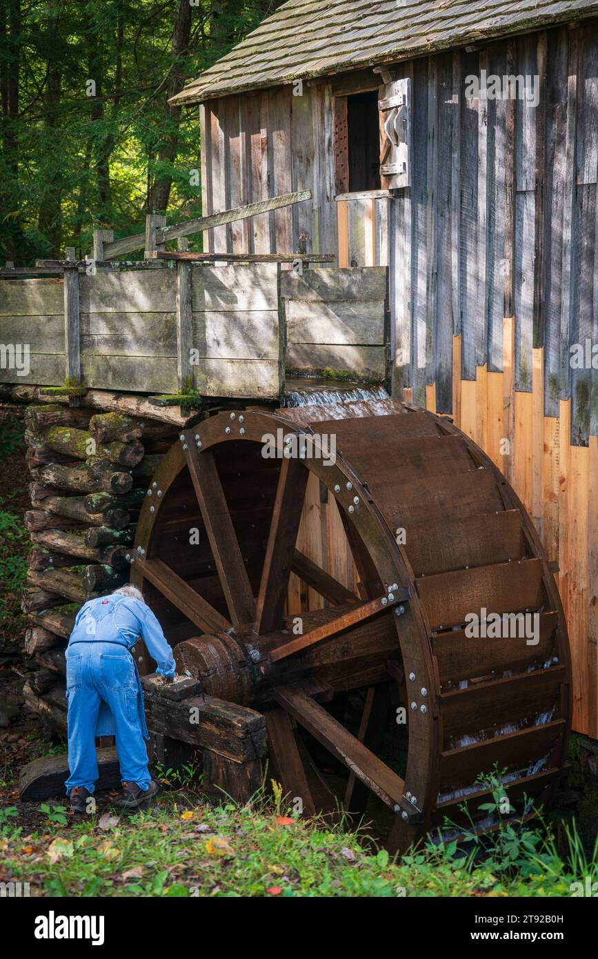 Gregg-Cable House in Cades Cove The Great Smoky Mountains National Park ...