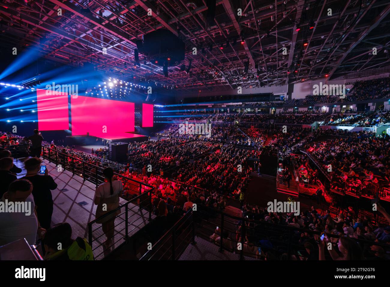 Stadium audience from stage hi-res stock photography and images - Alamy