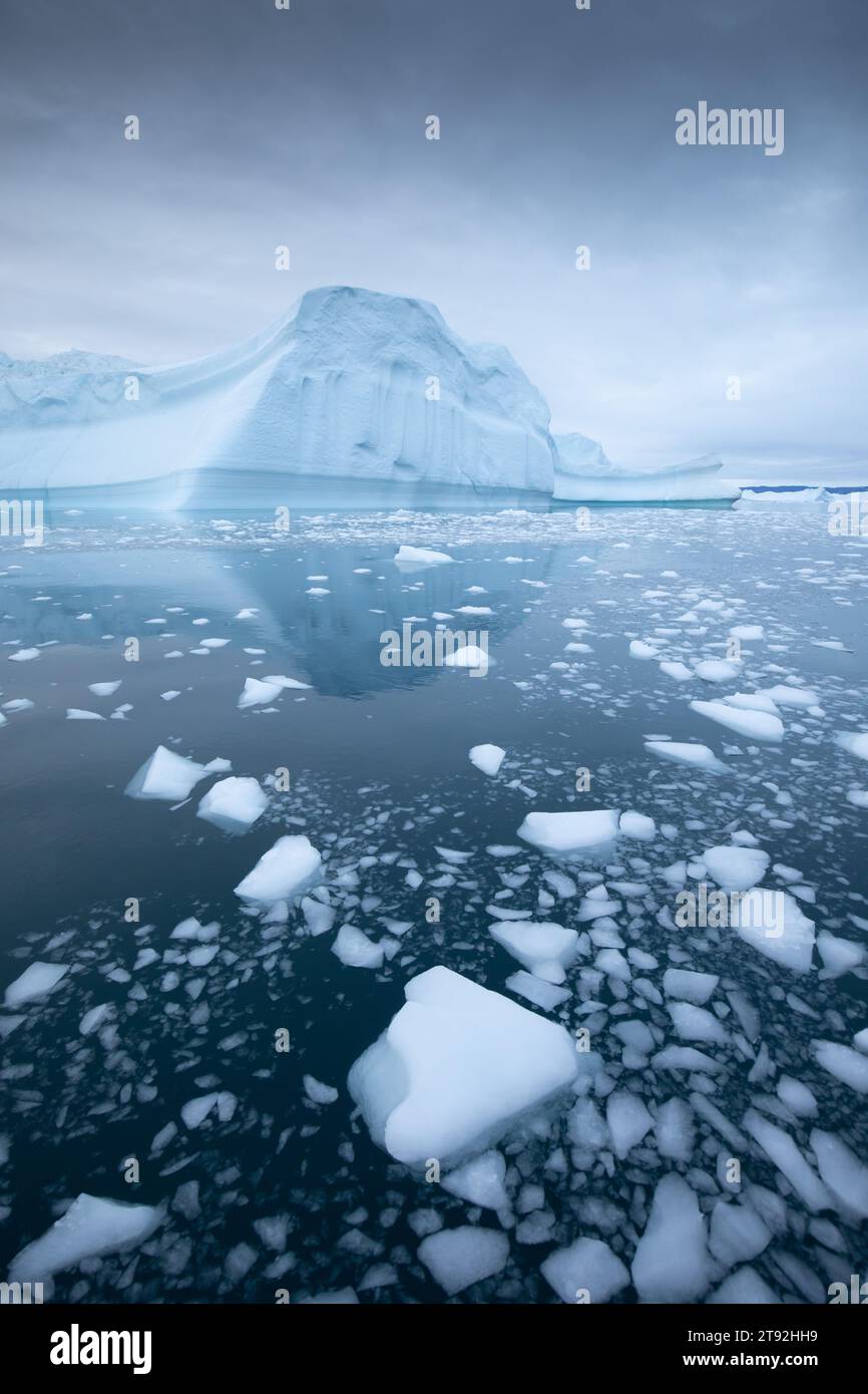 Arctic nature landscape with icebergs in Antarctica with midnight sun ...