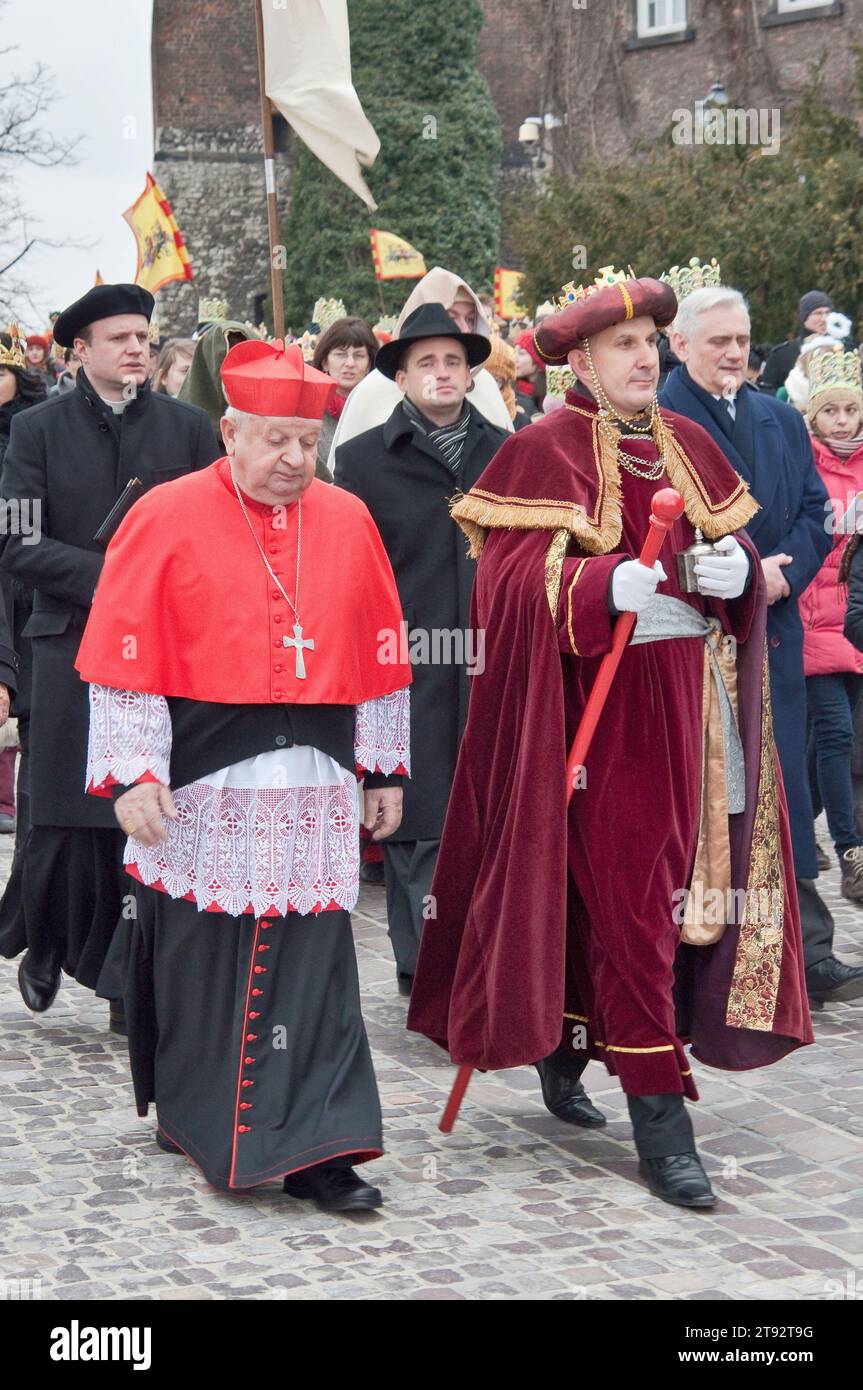 Cardinal Stanislaw Dziwisz and one of the Magi at Cavalcade of Magi ...