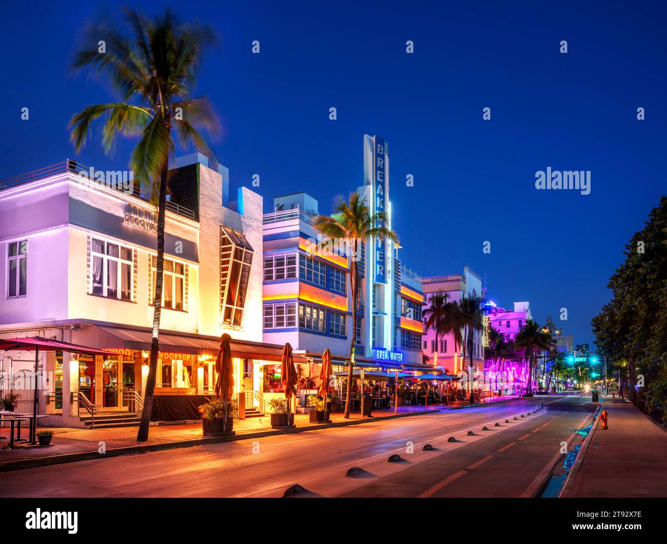 Art Deco District Ocean Drive in South Miami Beach illuminated at Night ...