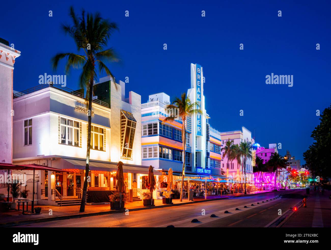 Art Deco District Ocean Drive in South Miami Beach illuminated at Night ...