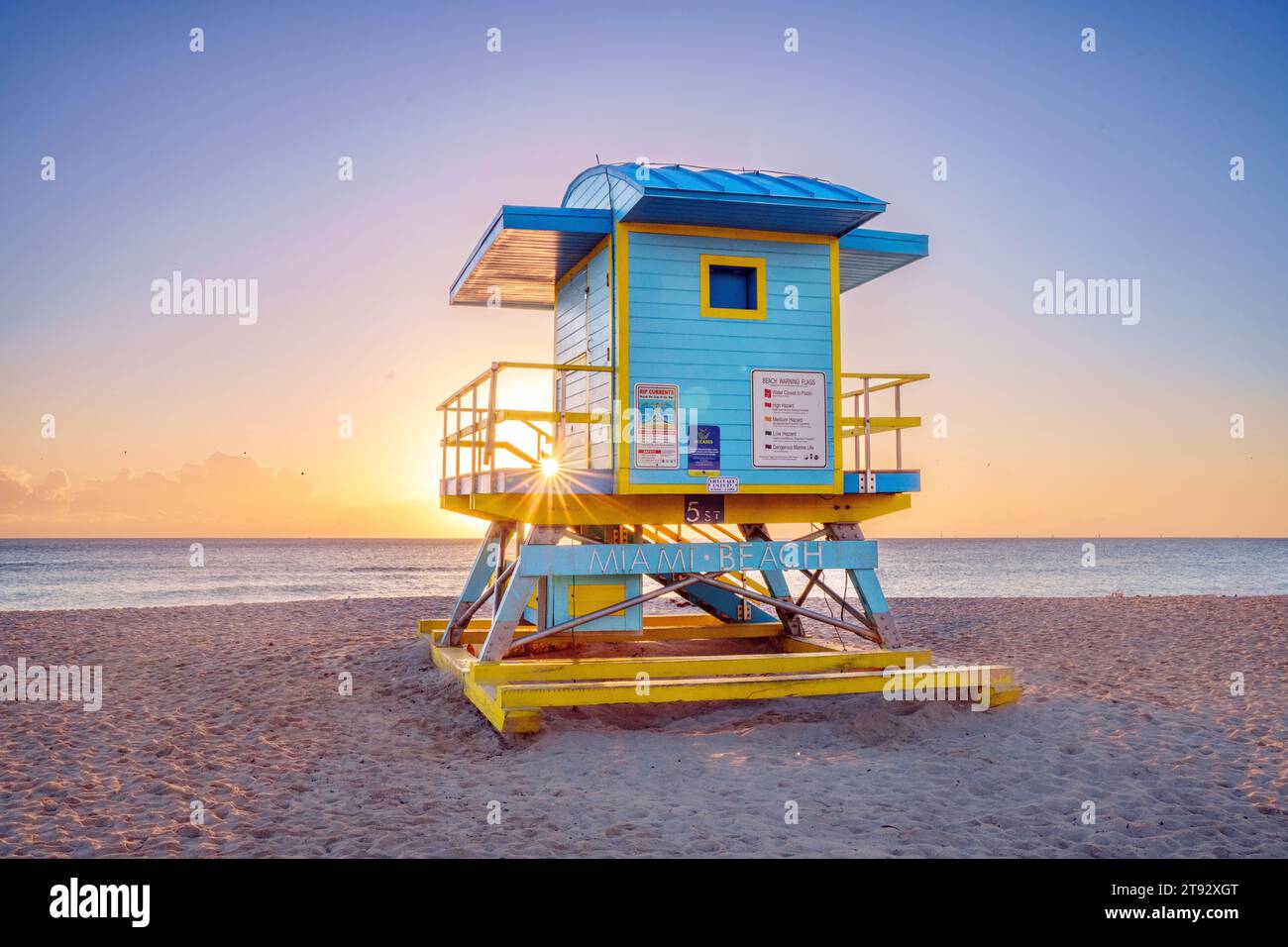 Miami beach city hi-res stock photography and images - Alamy