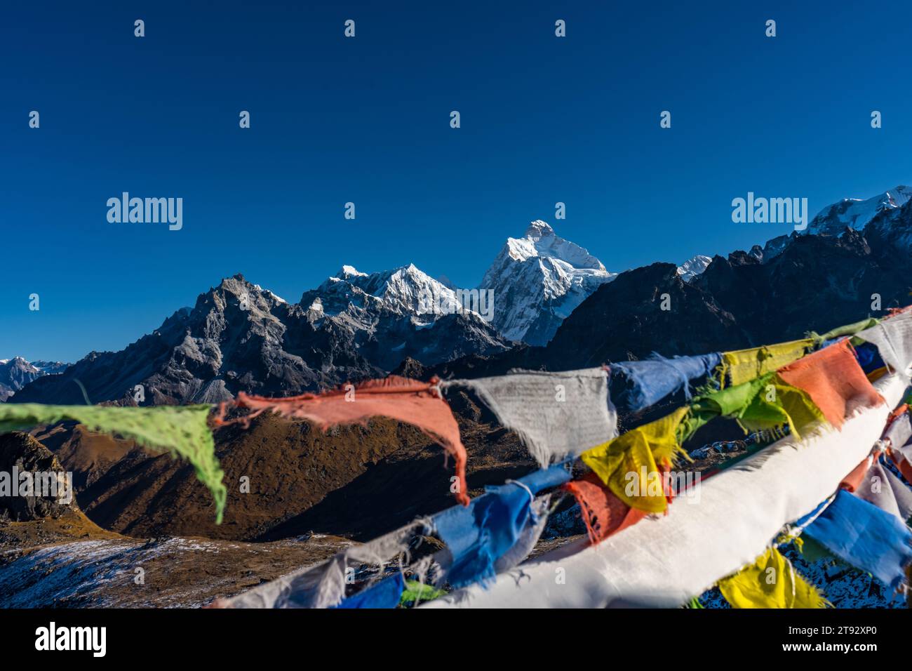 Early morning sunrise in the hImalayas of Nepal with Mt. Kumbhakarna ...