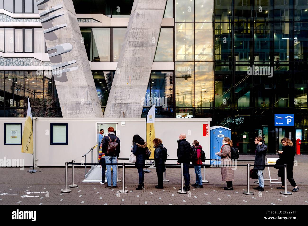 Netherlands. 22nd Nov, 2023. THE HAGUE - People at a voting location ...