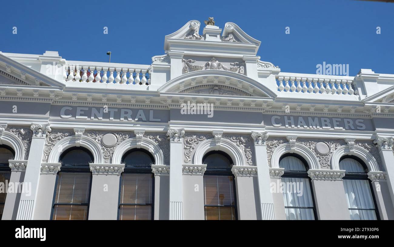 Central Chambers in Italian Renaissance style, balustrade parapet ...