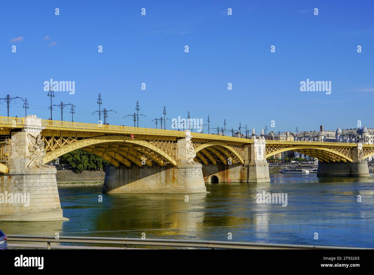 Sunset on margaret bridge hi-res stock photography and images - Alamy