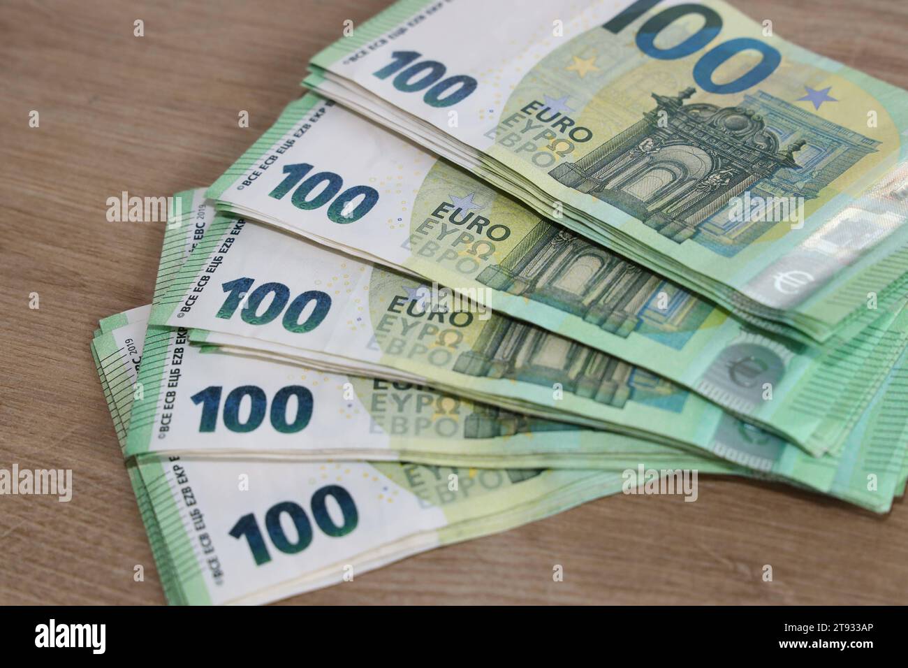 100 EURO Geldschein - EURO Scheine - Vermögen Wien, 22. 11. 2023 Geld ...