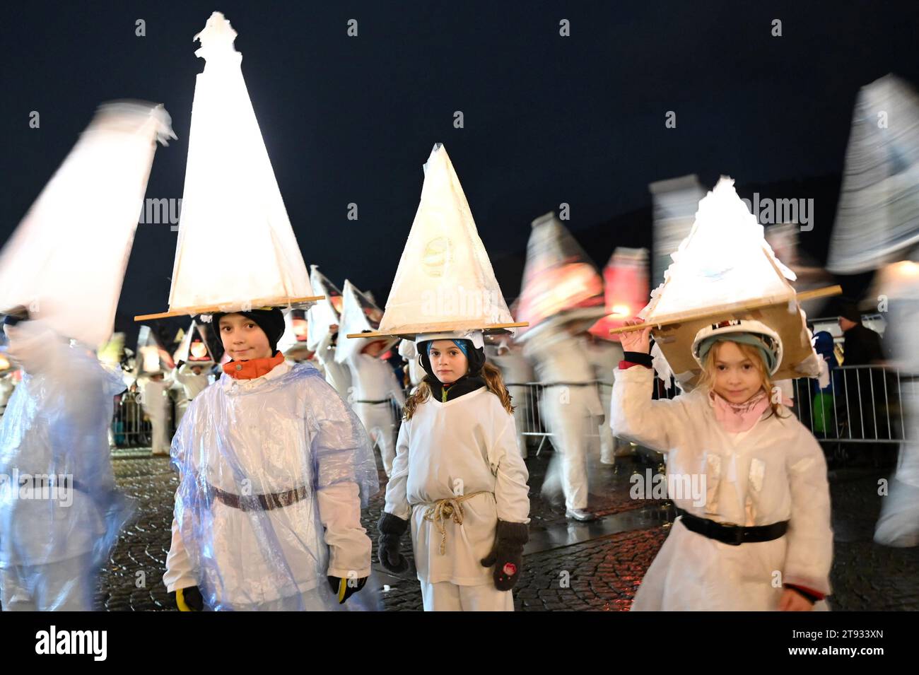 The Glöcklerlauf is an old custom around Lake Traunsee, men and women ...